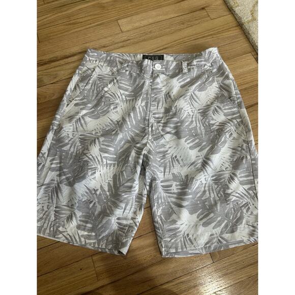 Champs | Shorts | Csg Champs Sport Gear Gray White Floral Shorts Men ...